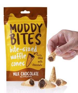 Muddy Bites: Tasty mini waffle cones filled with chocolate!