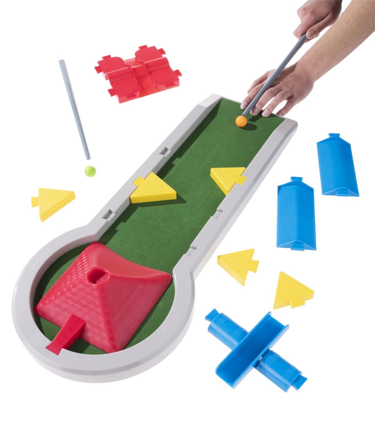 Tabletop Billiard Mini Golf: Play mini golf with pool cues on your table!