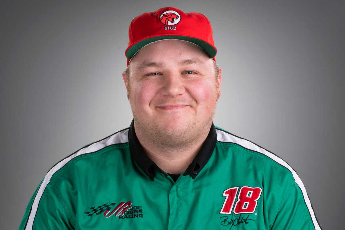 Vat19.com: Meet the Vat19.com Staff