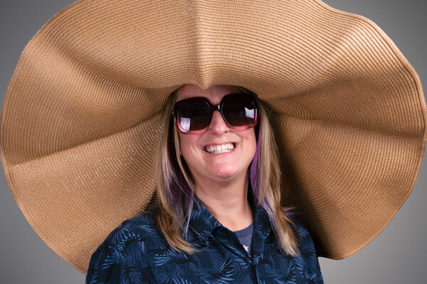 Vat19.com: Meet the Vat19.com Staff