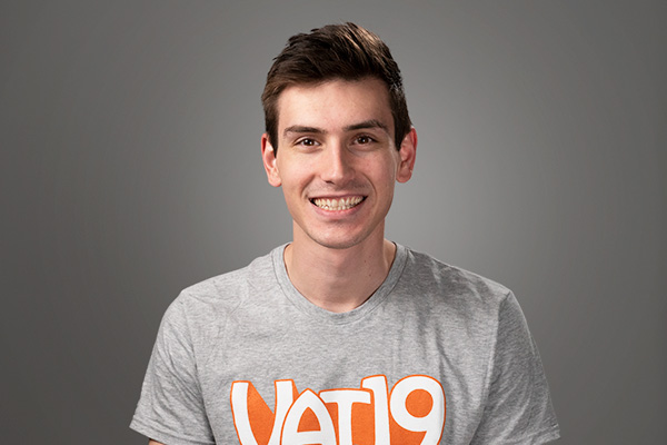 Vat19.com: Meet the Vat19.com Staff