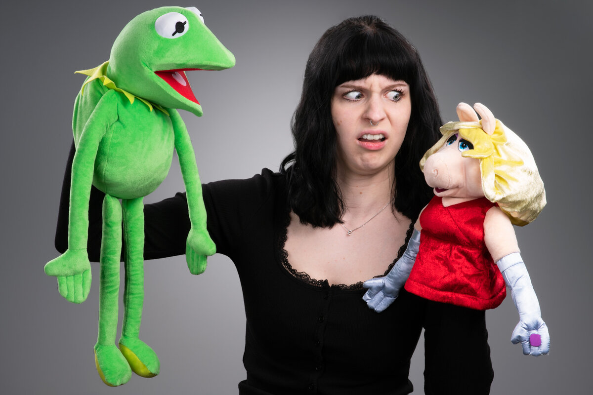 Vat19.com: Meet the Vat19.com Staff